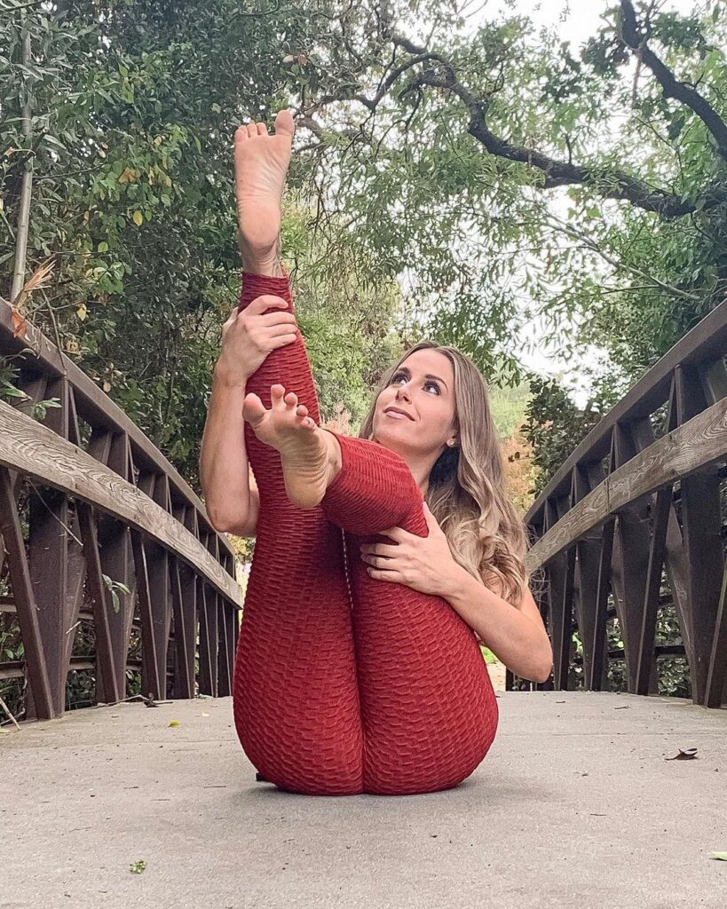 The Science of Yoga: How It Benefits Body and Mind - Have a nice day 🌎